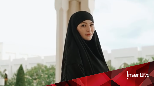 Bintang Film Dewasa Putuskan Mualaf, Ini 7 Penampilan Rae Lil Black Berubah Drastis - Foto 1