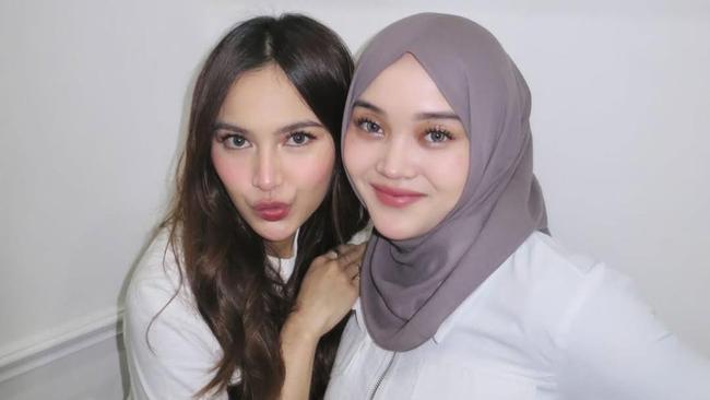 Deretan Bunda Artis yang Jadi Saudara Ipar, Ini 5 Potret Akur dan Saling Dukung - Foto 1