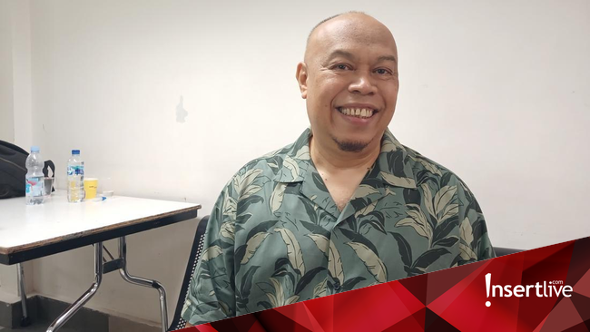 Isu Jadi Penjual Roti Pikul, Edwin Super Bejo Akui Kariernya Hancur ...