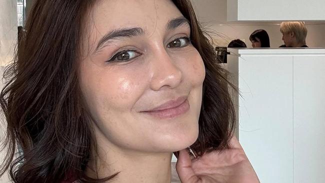 Ikuti Saran Suami, Intip Tampilan Baru Luna Maya dengan Rambut Pendek ...