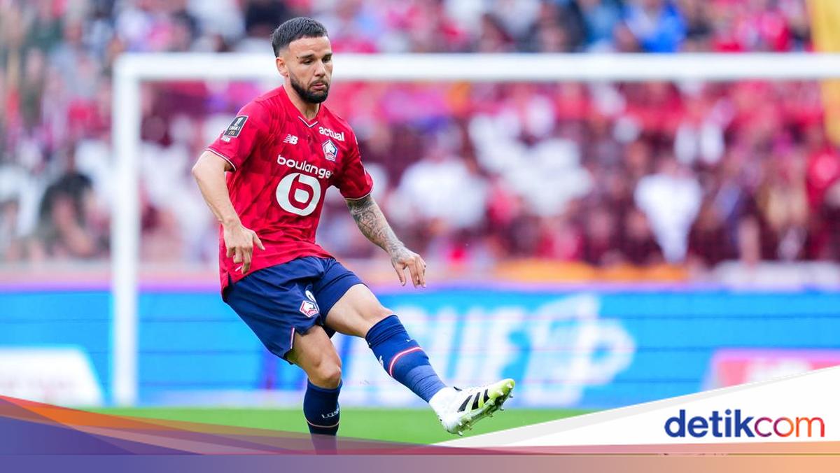 Calvin Verdonk Sebelum Gabung ke Timnas: Hadapi Roma dan PSG Dulu