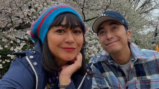 21 Tahun Menikah, Intip Potret Winky Wiryawan dan Kenes Andari yang Bahagia Meski Tanpa Anak ...