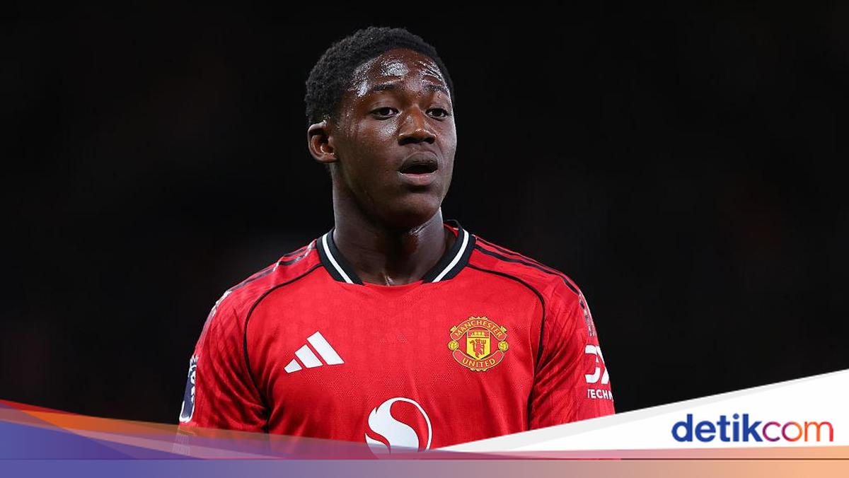 Napoli Mau 'Selamatkan' Pemain MU Lagi, Kali ini Mainoo