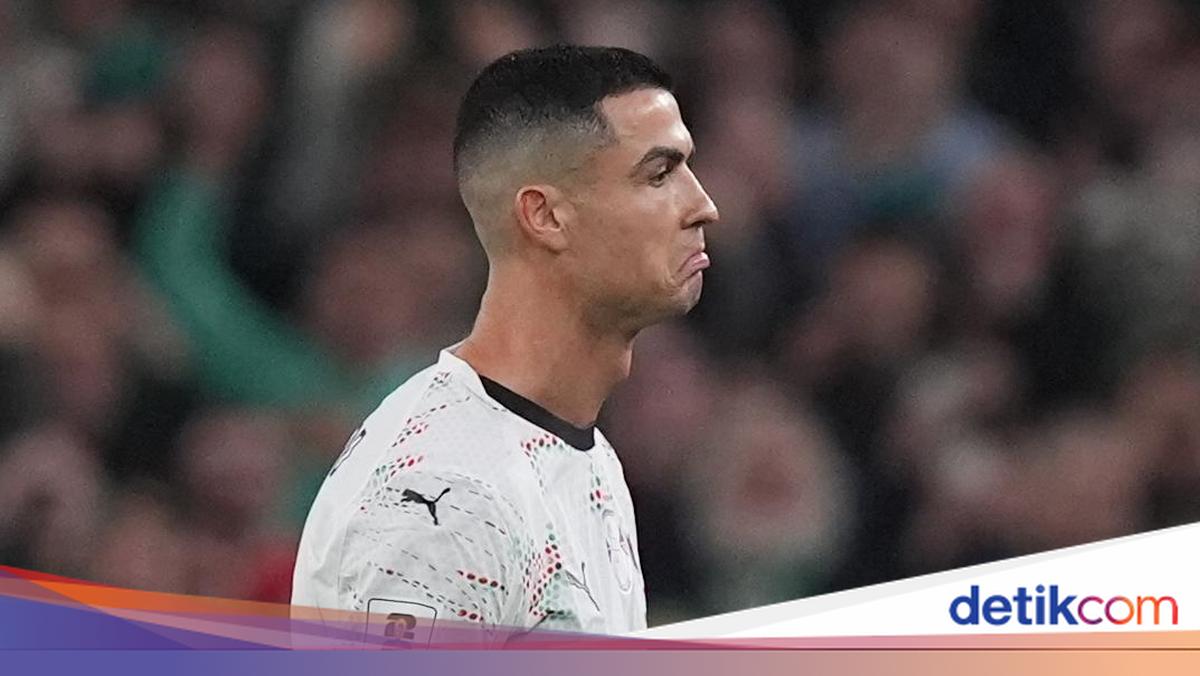 Tukang Pangkas Ini Bahagia Banget Potong Rambut Ronaldo