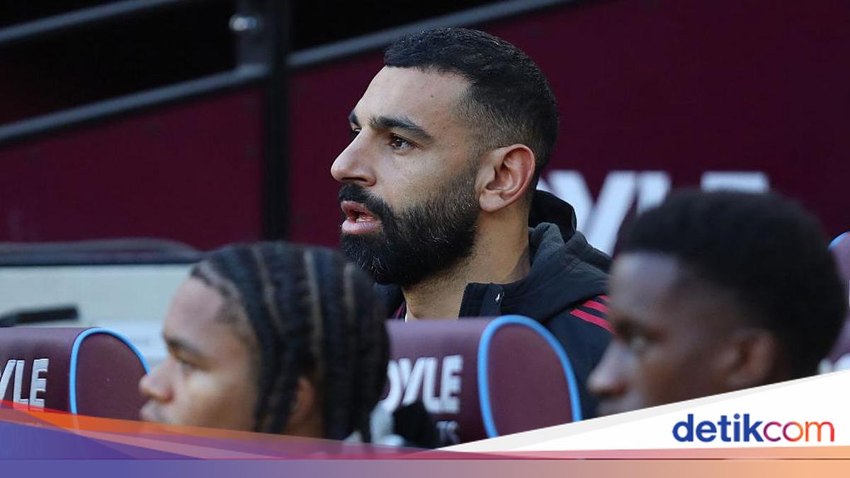 Salah Dicadangkan, Bukti Tak Ada yang Untouchable di Liverpool