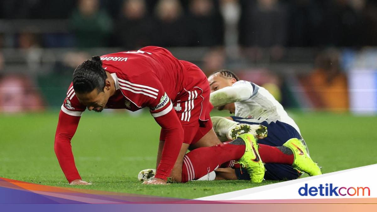 Xavi Simons Dikartu Merah, Babak I Tottenham Vs Liverpool 0-0