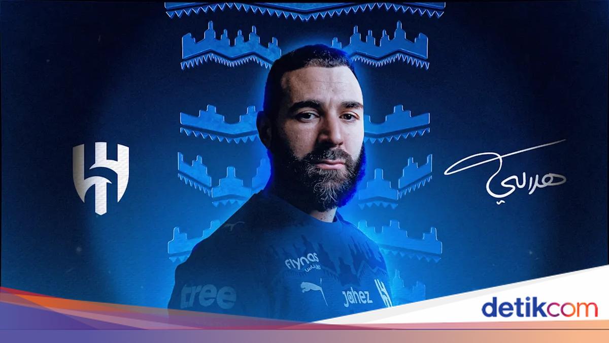 Surprise! Benzema Jadi Pemain Al Hilal