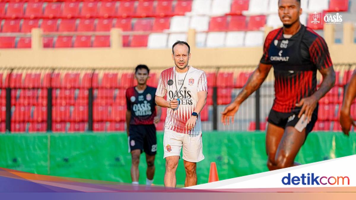 Mario Lemos Kembali Jadi Pelatih, Persijap Tukar Guling dengan Divaldo