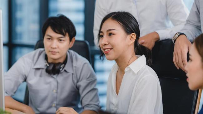 5 Kebiasaan yang Bisa Membuat Rekan Kerja Langsung Menghormatimu
