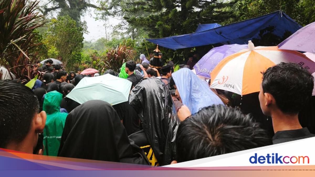 Kondisi Keluarga Pak Ali Saat Ditemukan Tewas Dalam Tenda di Temanggung
