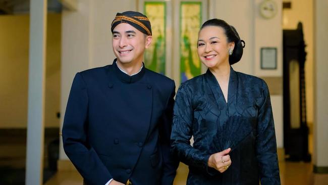 Disebut Awet Muda, 7 Potret Winky Wiryawan & Kenes Andari Selalu ...