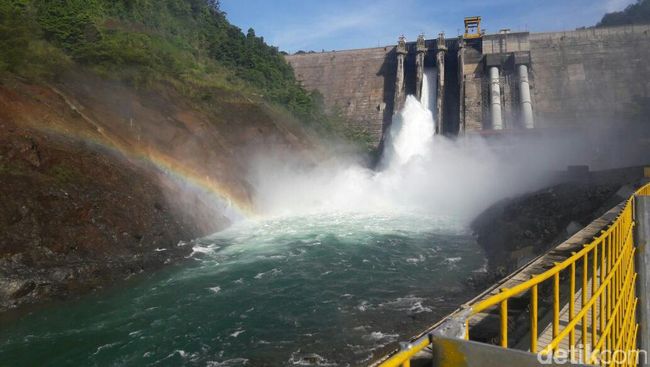 Cantiknya Pelangi di PLTA Balambano Milik PT Vale Indonesia di
