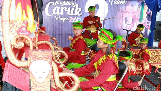 Mengenal 16 Alat Musik Tradisional Jawa Timur dan Fungsinya