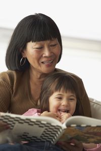 8 Contoh Teks Story Telling Bahasa Inggris dan Artinya