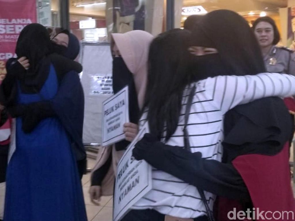 Berita dan Informasi Wanita bercadar Terkini dan Terbaru Hari ini ... Berita dan Informasi Wanita bercadar Terkini dan Terbaru Hari ini ...