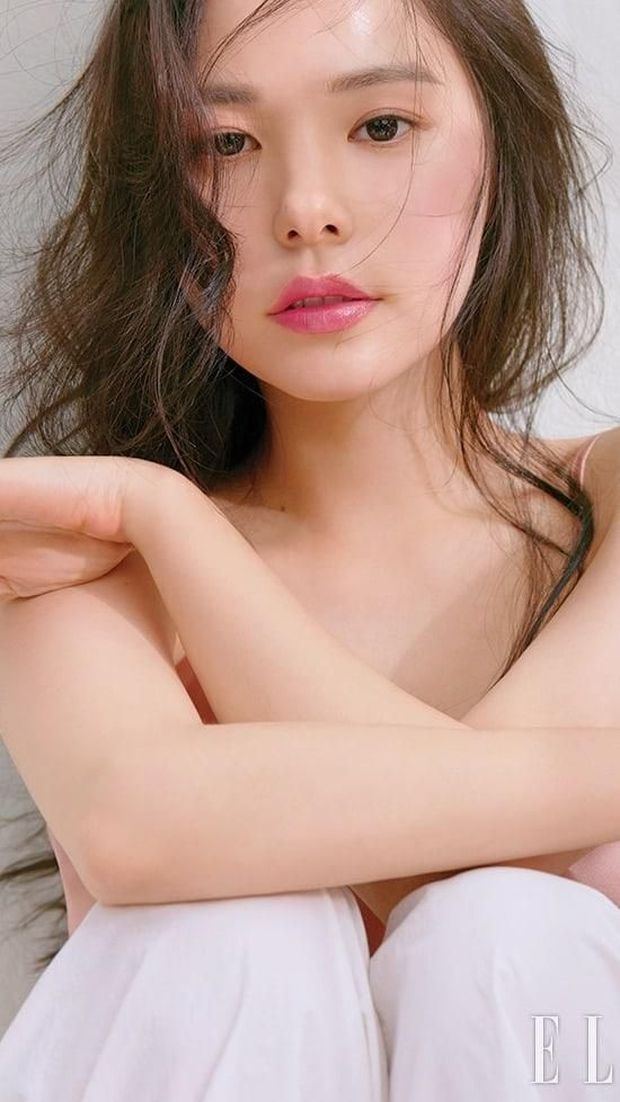 Tampil Cantik Memesona Ala Istri Taeyang Bigbang Min Hyo Rin