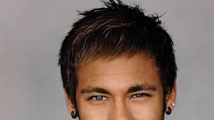 Macam-Macam Gaya Rambut Neymar