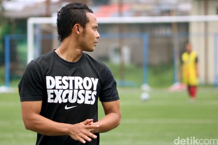 Lord Atep, Eks Pemain Persib yang Diputus Kontrak dan Siap jadi Pelatih