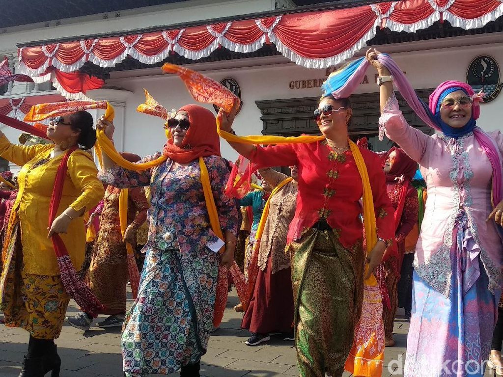 Berita dan Informasi Sejarah tari ketuk tilu Terkini dan Terbaru Hari ... Berita dan Informasi Sejarah tari ketuk tilu Terkini dan Terbaru Hari ...
