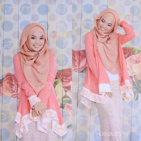 Inspirasi Outfit Hijab Pastel ala Ghaida Tsurayya