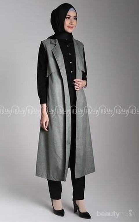 Tampil Cantik & Elegan Dengan Hijab Saat ke Kantor