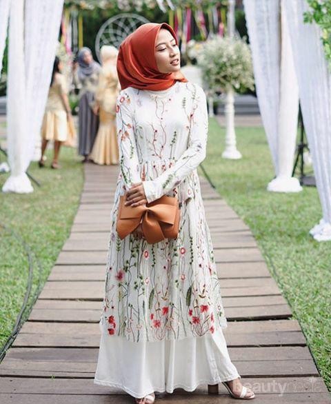 Ini Lho Mix and Match Warna Hijab dan Outfit yang Paling Cocok untuk ... Ini Lho Mix and Match Warna Hijab dan Outfit yang Paling Cocok untuk ...