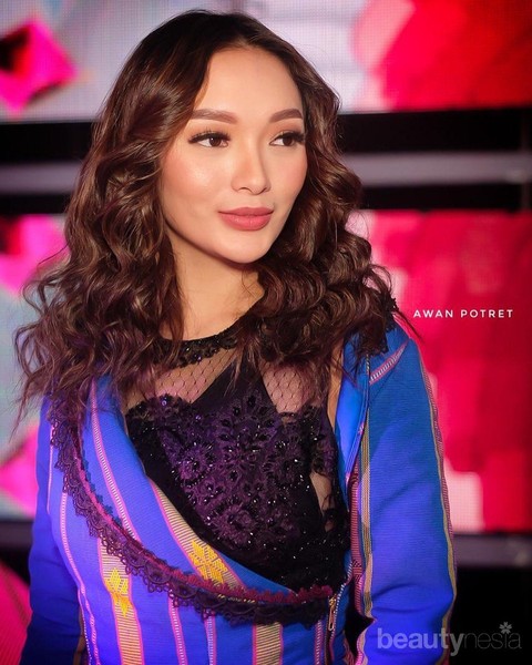 Seperti Kylie Jenner, 10 Artis Indonesia Ini Punya Bibir Seksi dan Tebal