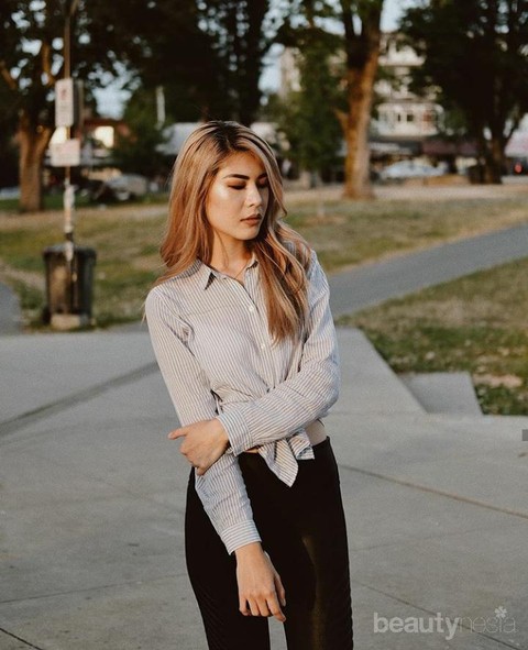 Tampil Beda di Tahun Baru, Coba 9 Warna Rambut ala Andrea Gunawan