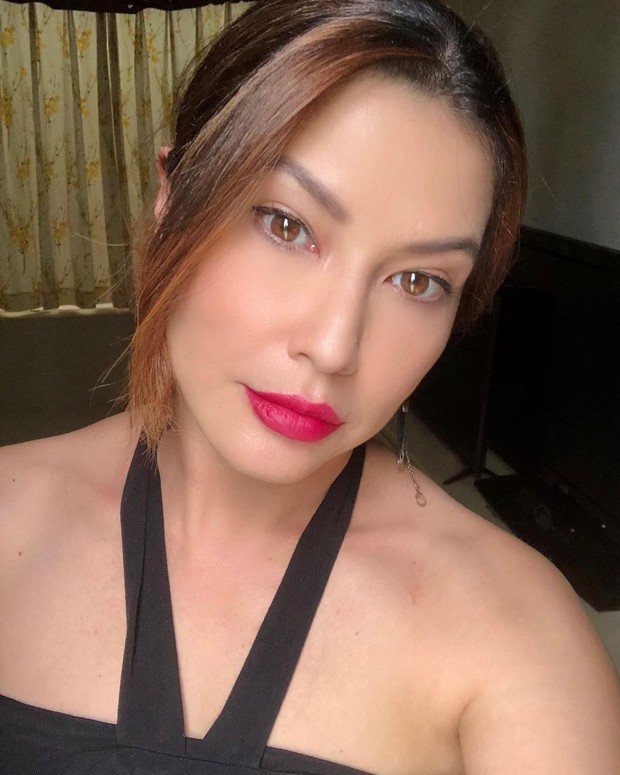 5 Skincare Tamara Bleszynski, Hot Mama yang Selalu Awet Muda 5 Skincare Tamara Bleszynski, Hot Mama yang Selalu Awet Muda