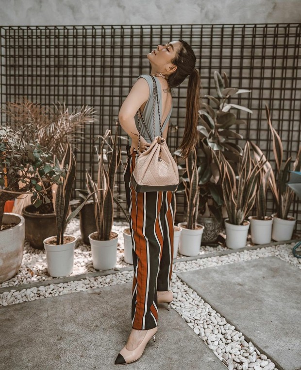 3 Brand Terkenal yang Jadi Andalan Michimomo Saat OOTD