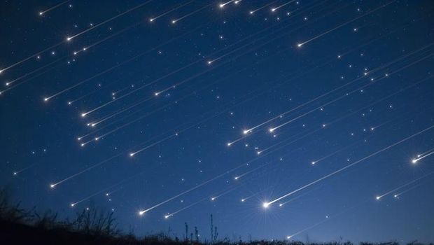 Jangan Lewatkan! Hari Ini Akan Ada Hujan Meteor Terakhir di 2024 Jangan Lewatkan! Hari Ini Akan Ada Hujan Meteor Terakhir di 2024
