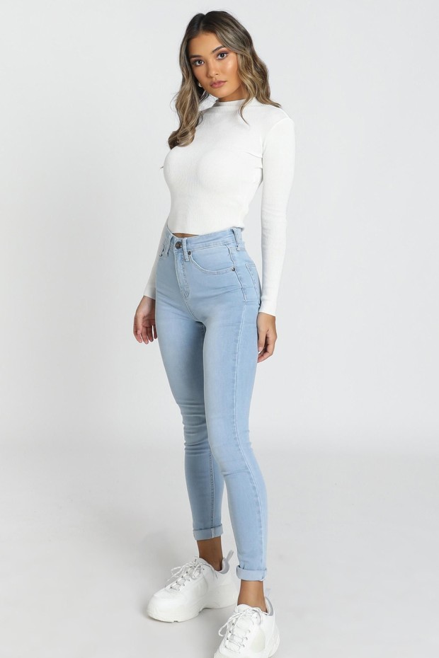 Jangan Salah Pilih! Inilah Perbedaan Model Celana Jeans Skinny Fit ... Jangan Salah Pilih! Inilah Perbedaan Model Celana Jeans Skinny Fit ...