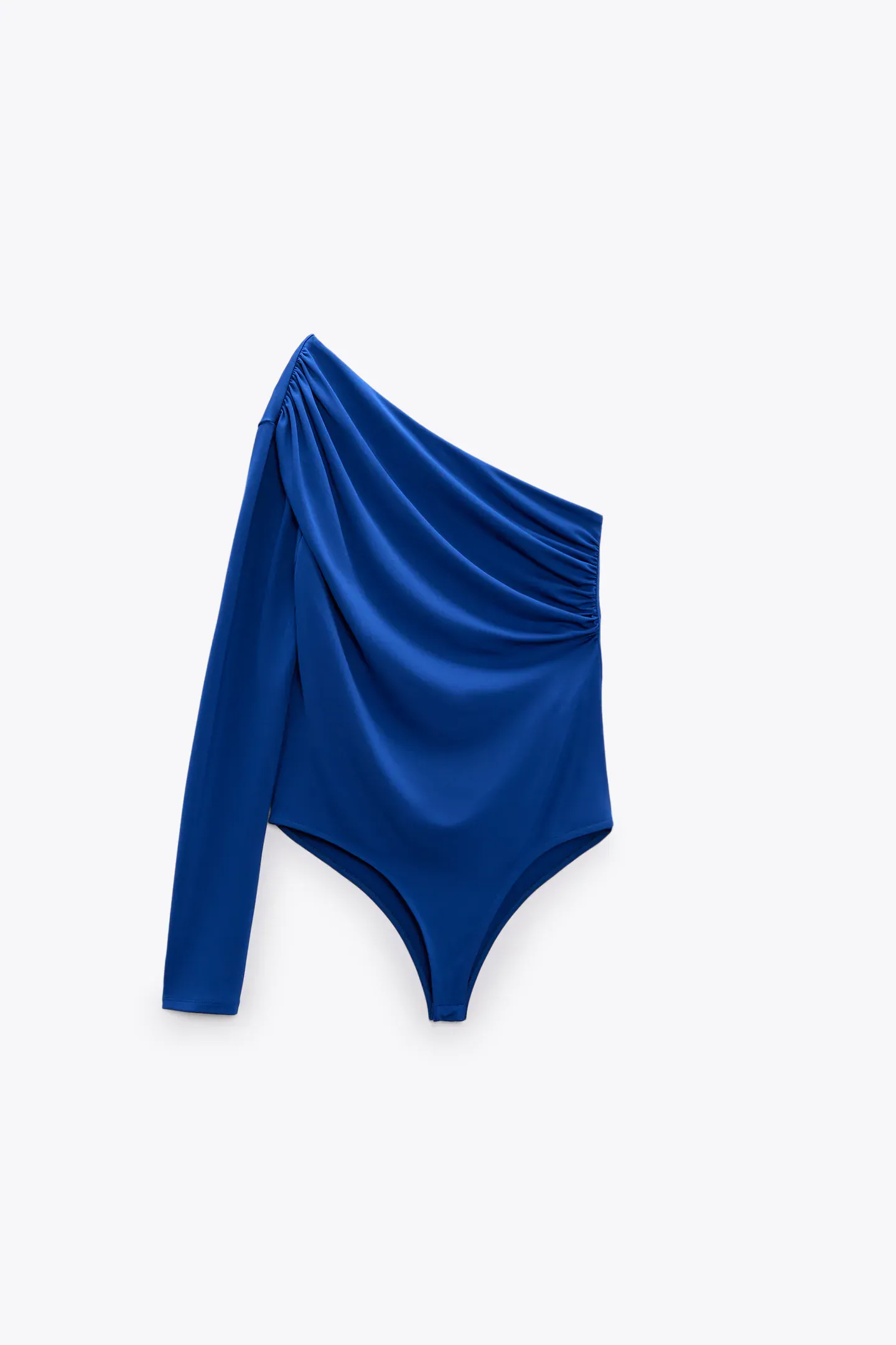 BeauPicks A Fashion Trend Of 2022 Here s A Colorful Sporty Style Idea beaupicks-a-fashion-trend-of-2022-here-s-a-colorful-sporty-style-idea