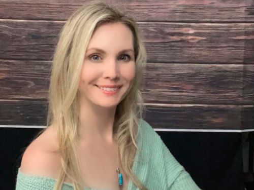 Holly Jane's Instagram, Twitter & Facebook on IDCrawl