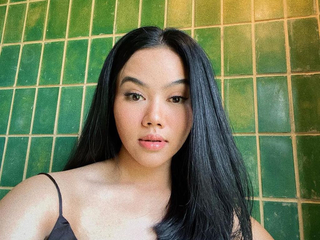 Berita dan Informasi Yura yunita hapus makeup di panggung Terkini dan ... Berita dan Informasi Yura yunita hapus makeup di panggung Terkini dan ...