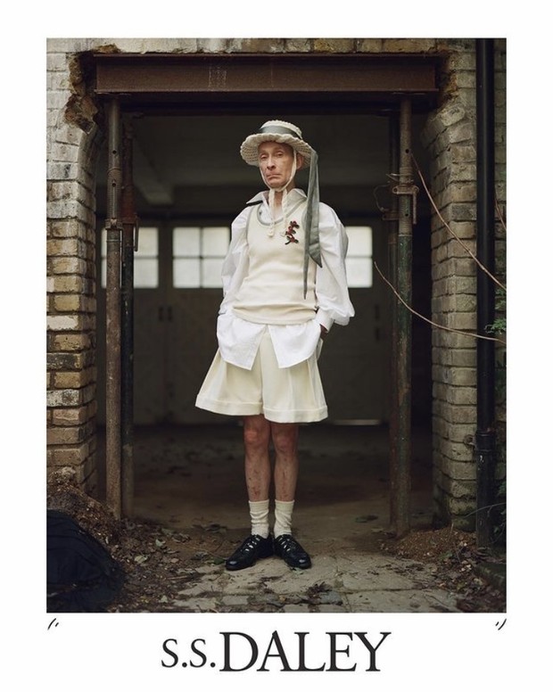 Fakta Desainer S.S Daley, Jadi Favorit Harry Styles dan Berhasil ...