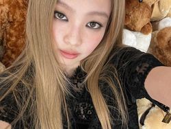 Berita dan Informasi Model rambut jennie blackpink Terkini dan Terbaru ...