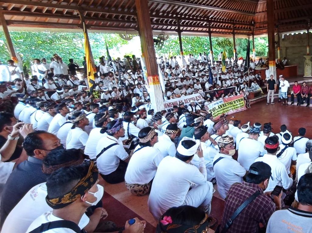 Berita dan Informasi Warga desa adat intaran Terkini dan Terbaru Hari ... Berita dan Informasi Warga desa adat intaran Terkini dan Terbaru Hari ...