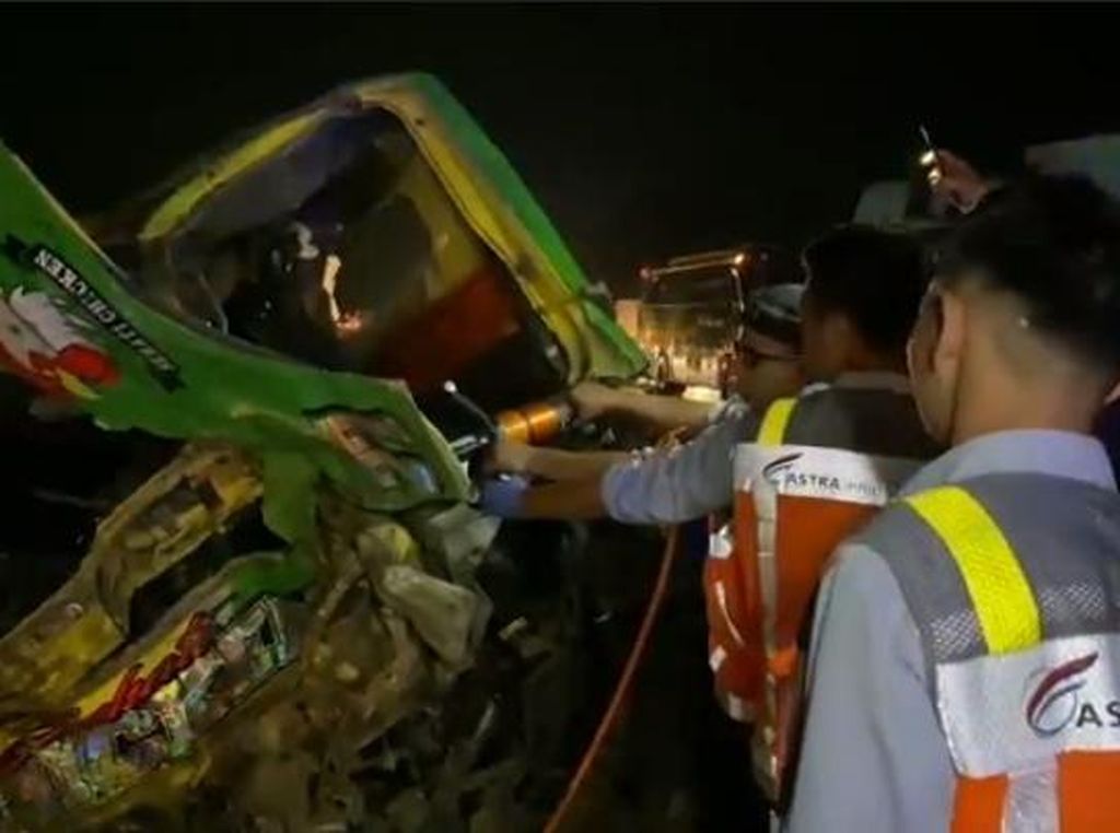 Berita dan Informasi Kecelakaan di tol cipali Terkini dan Terbaru Hari ... Berita dan Informasi Kecelakaan di tol cipali Terkini dan Terbaru Hari ...