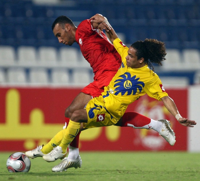 Elton Arabia: Pesepakbola Pro Termungil Dunia, 15 Cm di Bawah Messi