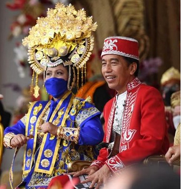 4 Fakta Menarik Pakaian Adat Dolomani Yang Dikenakan Presiden Jokowi