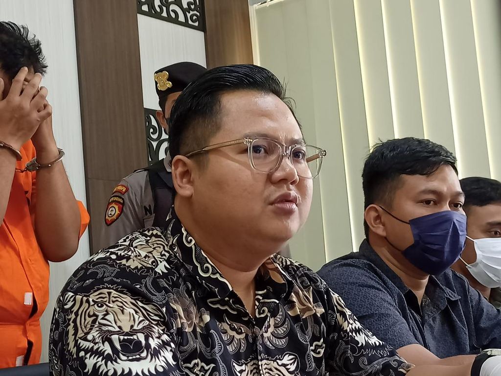 Berita dan Informasi Dokter edarkan uang palsu Terkini dan Terbaru Hari ... Berita dan Informasi Dokter edarkan uang palsu Terkini dan Terbaru Hari ...