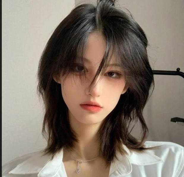 4 Gaya Rambut Perempuan Populer 2022, Cocok Buat Kamu yang Lagi Cari ... 4 Gaya Rambut Perempuan Populer 2022, Cocok Buat Kamu yang Lagi Cari ...