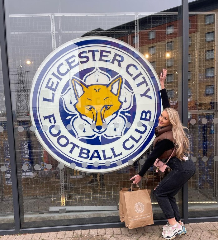 Potret Model Dewasa yang Beri Tawaran 'Nakal' ke Leicester City