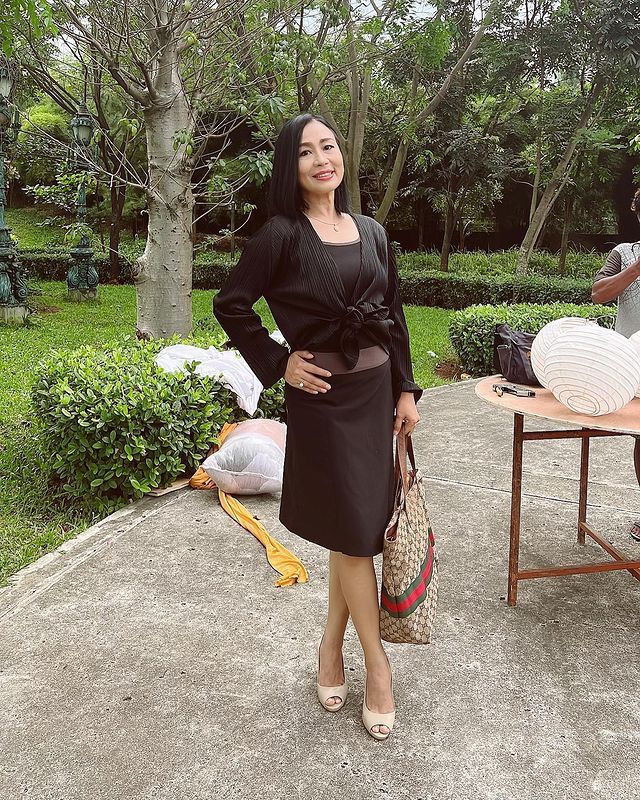 7 Potret Ivonne Inawade Disebut Istri Pertama Rizky Billar Bikin Heboh 7 Potret Ivonne Inawade Disebut Istri Pertama Rizky Billar Bikin Heboh