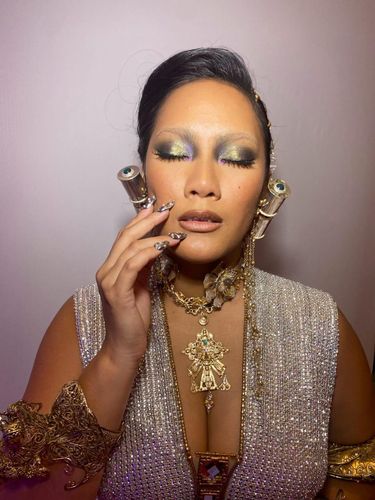 Tara Basro Tampil Fierce Dan Flawless Di Ffi 2022 Ini Sosok Di Balik