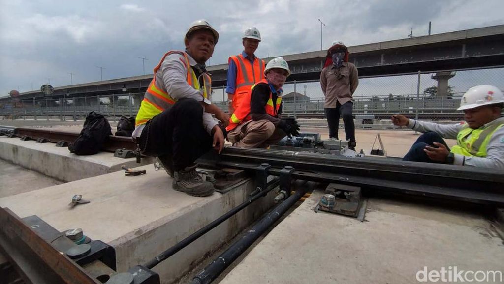 JAKARTA | Light Rail Transit Jabodebek | Page 723 | SkyscraperCity Forum