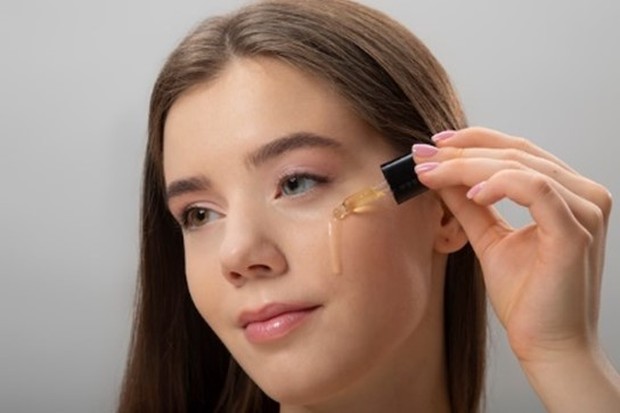 Lakukan 8 Cara Mudah Ini untuk Dapatkan Tampilan Wajah Glass Skin ala ... Lakukan 8 Cara Mudah Ini untuk Dapatkan Tampilan Wajah Glass Skin ala ...