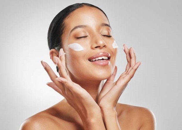 Lakukan 8 Cara Mudah Ini untuk Dapatkan Tampilan Wajah Glass Skin ala ... Lakukan 8 Cara Mudah Ini untuk Dapatkan Tampilan Wajah Glass Skin ala ...