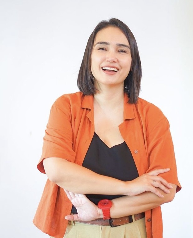 Selain Melaney Ricardo, 6 Selebritas Ini juga Jalani Operasi Angkat ...